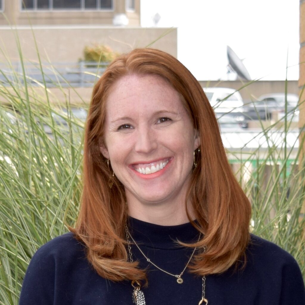 Elizabeth Meza - Evans School of Public Policy & Governance