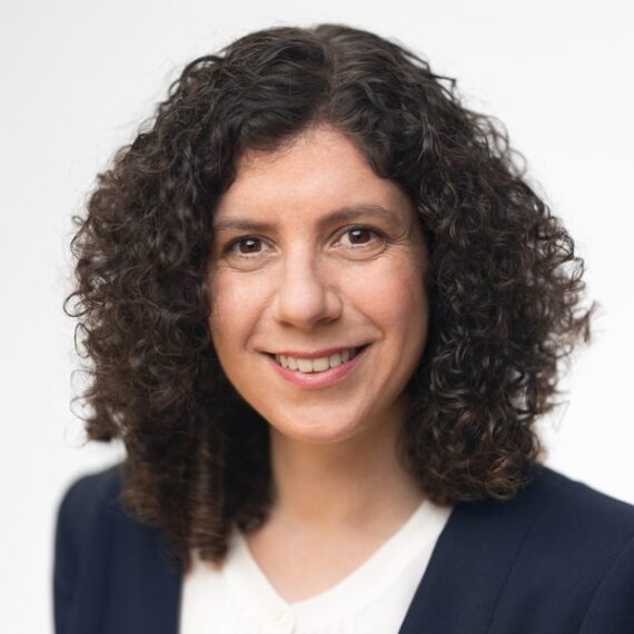 Isabelle Cohen - Evans School of Public Policy & Governance