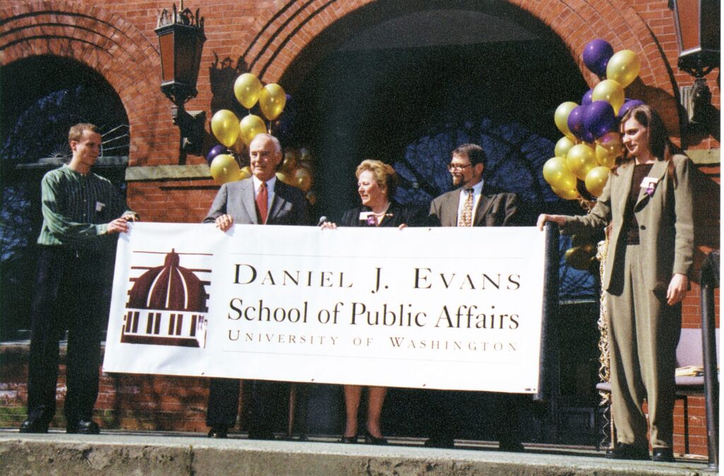 Remembering Governor Dan Evans, ’48, ’49 and his lifetime of service ...